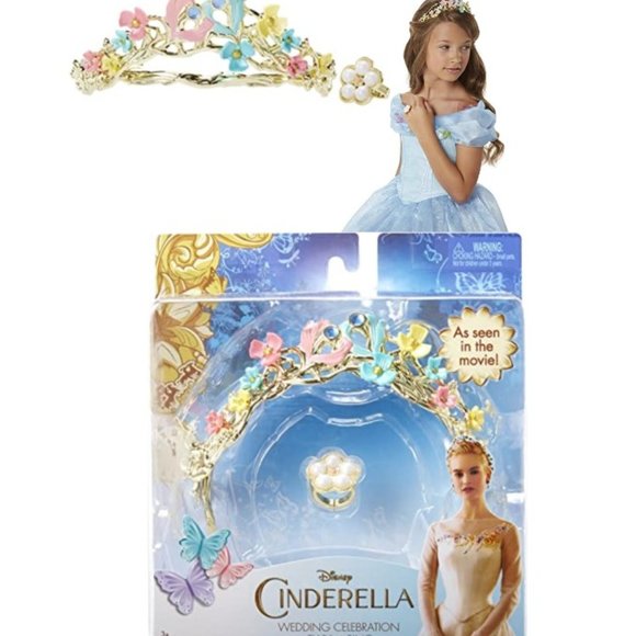 Disney | Costumes | Disneys Cinderella Wedding Celebration Tiara Ring ...